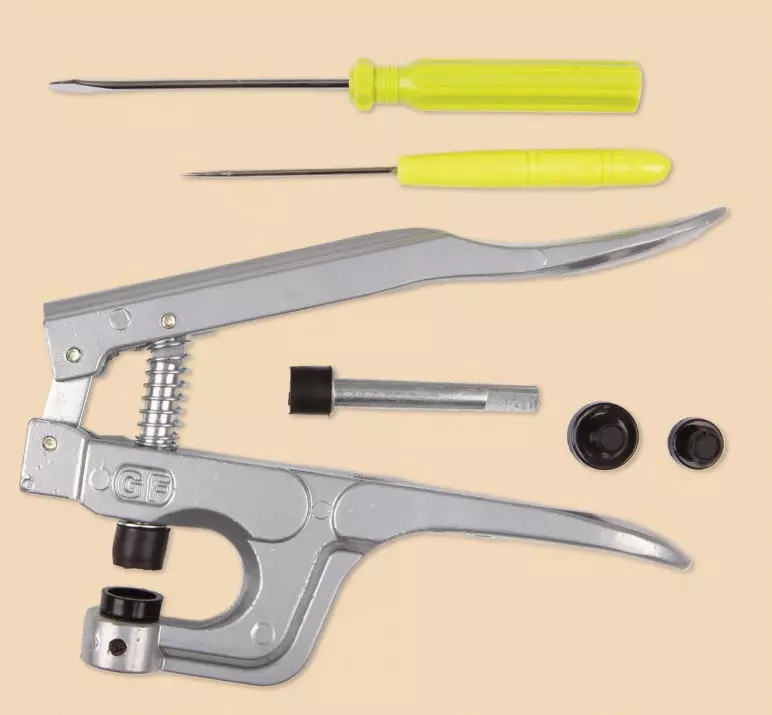Pliers For Plastic Snaps | GoldStar Tool