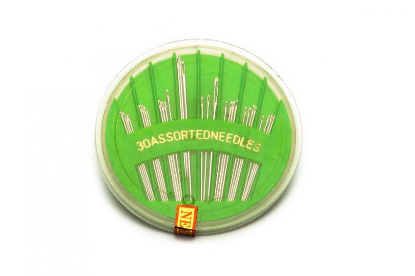 Assorted Hand Sewing Needles in Compact (30 ct.) | GoldStar Tool