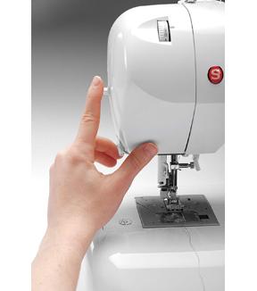Singer 8763 Curvy Electronic Sewing Machine | GoldStar Tool